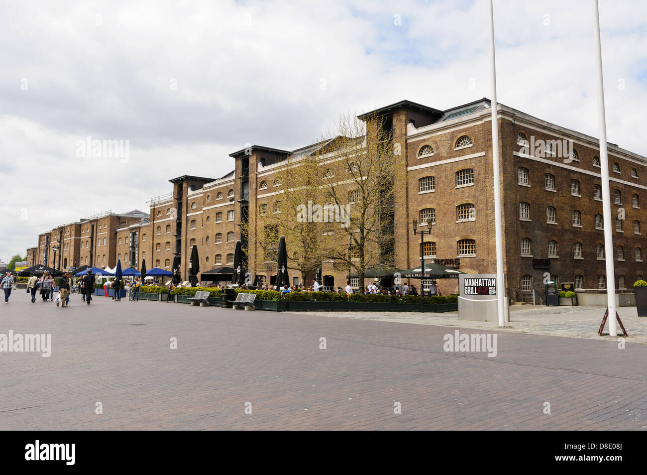 Refurbished buildings hi-res stock photography and images - Alamy