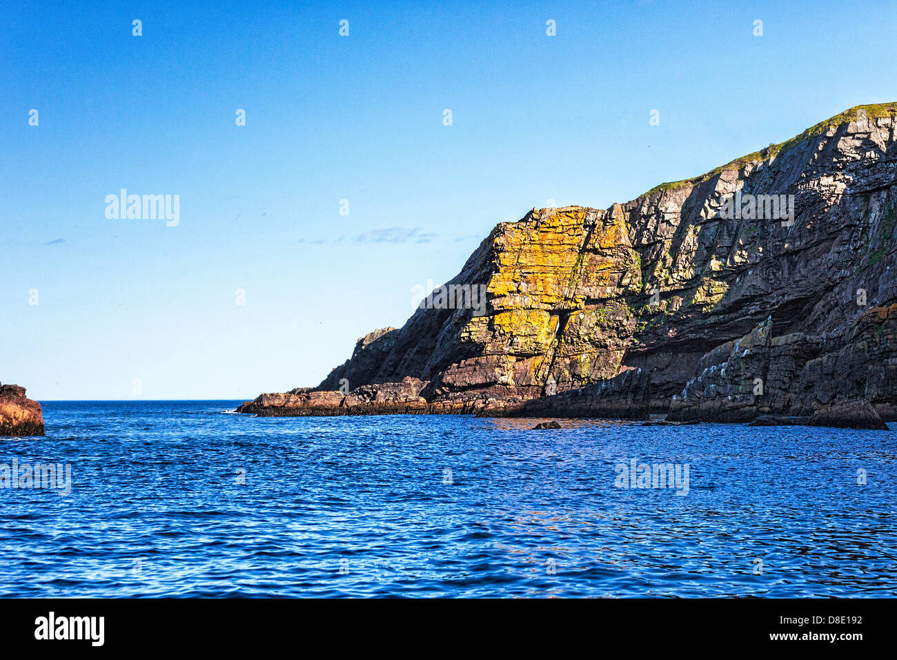Newfoundland rocks hi-res stock photography and images - Alamy