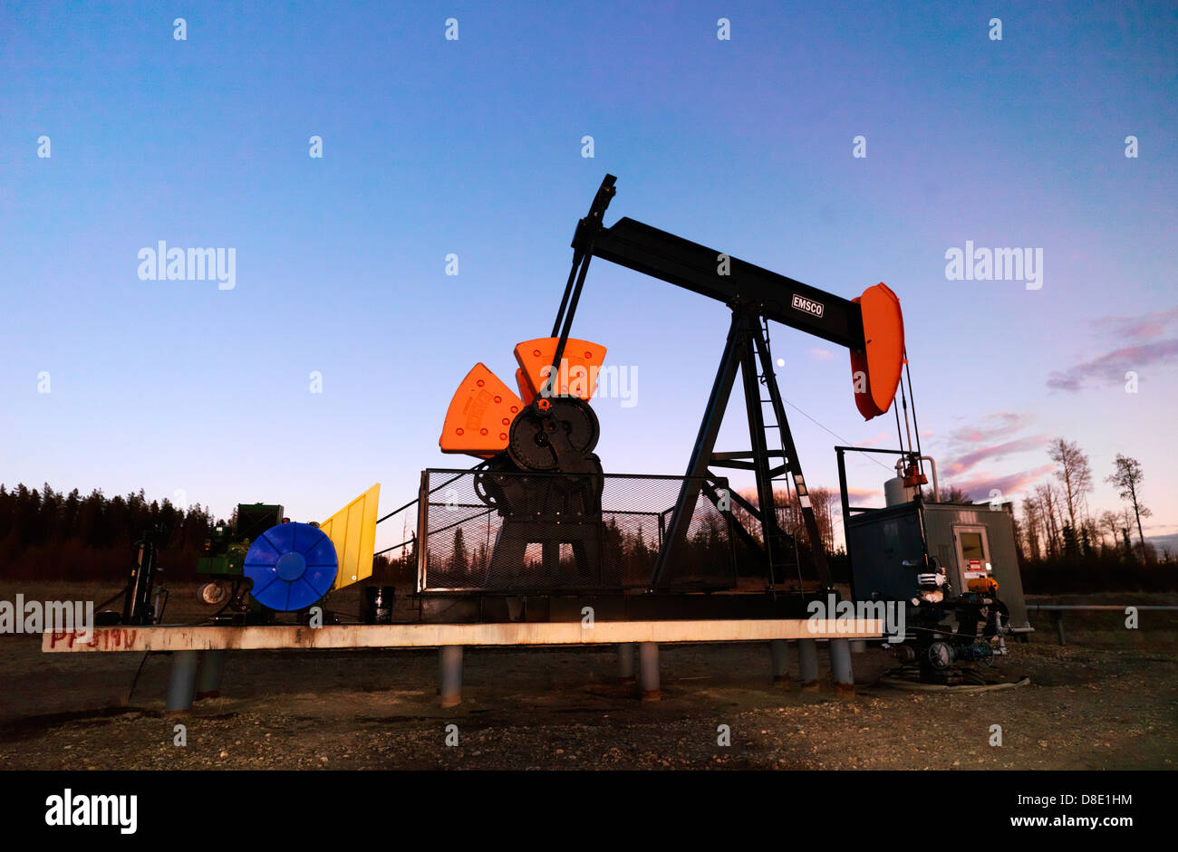 Oil resources hi-res stock photography and images - Alamy