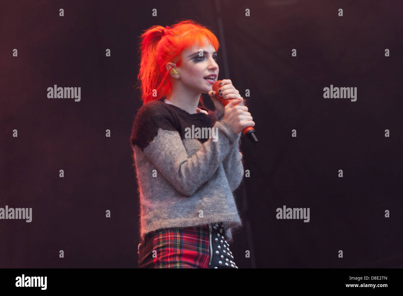 Paramore lead vocalist Hayley Williams Stock Photo - Alamy