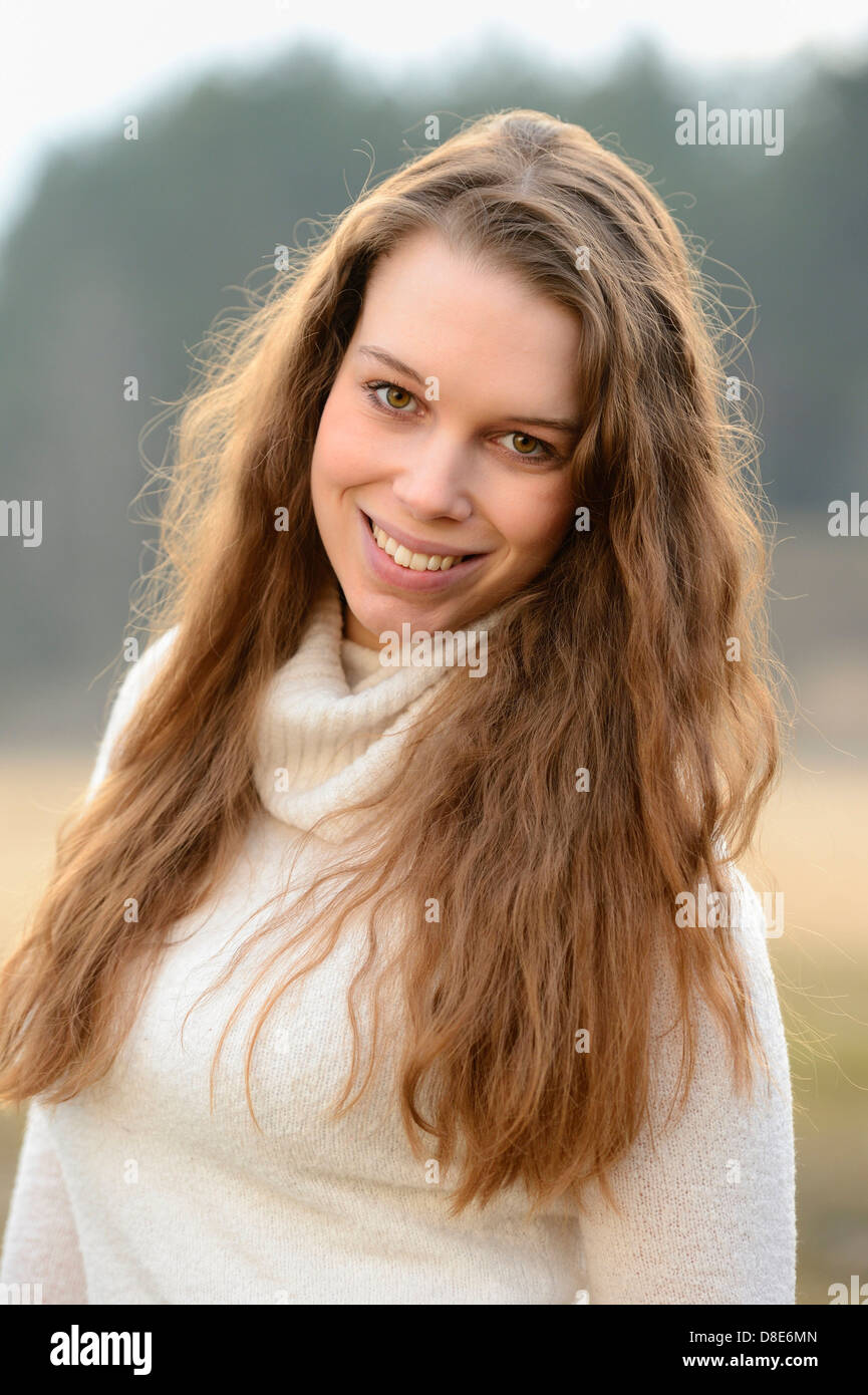 Vertical single portrait young hi-res stock photography and images - Alamy