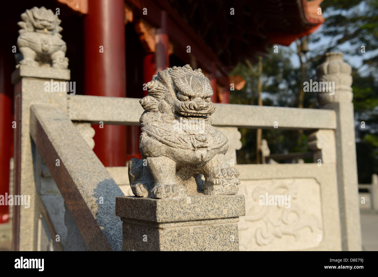 Stone Lion sculpture Stock Photo - Alamy