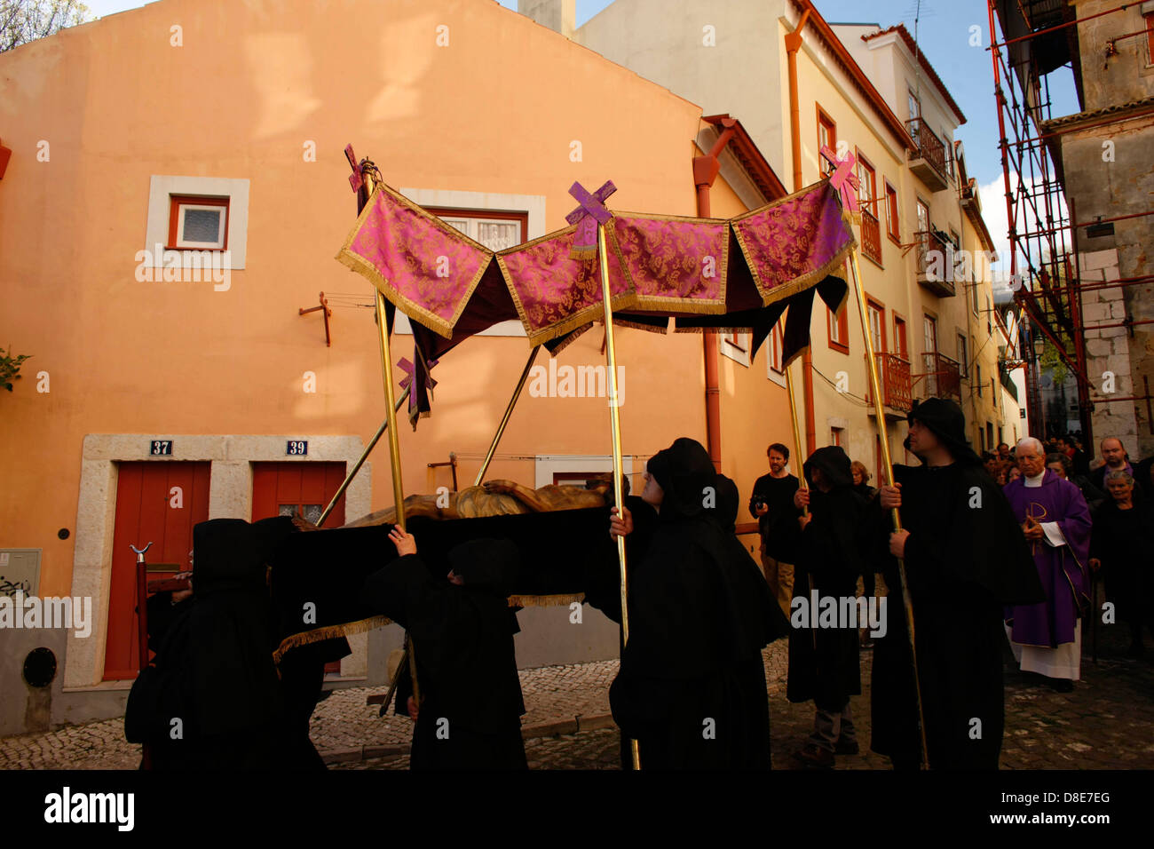 Walking portugal lisbon alley europe hi-res stock photography and ...