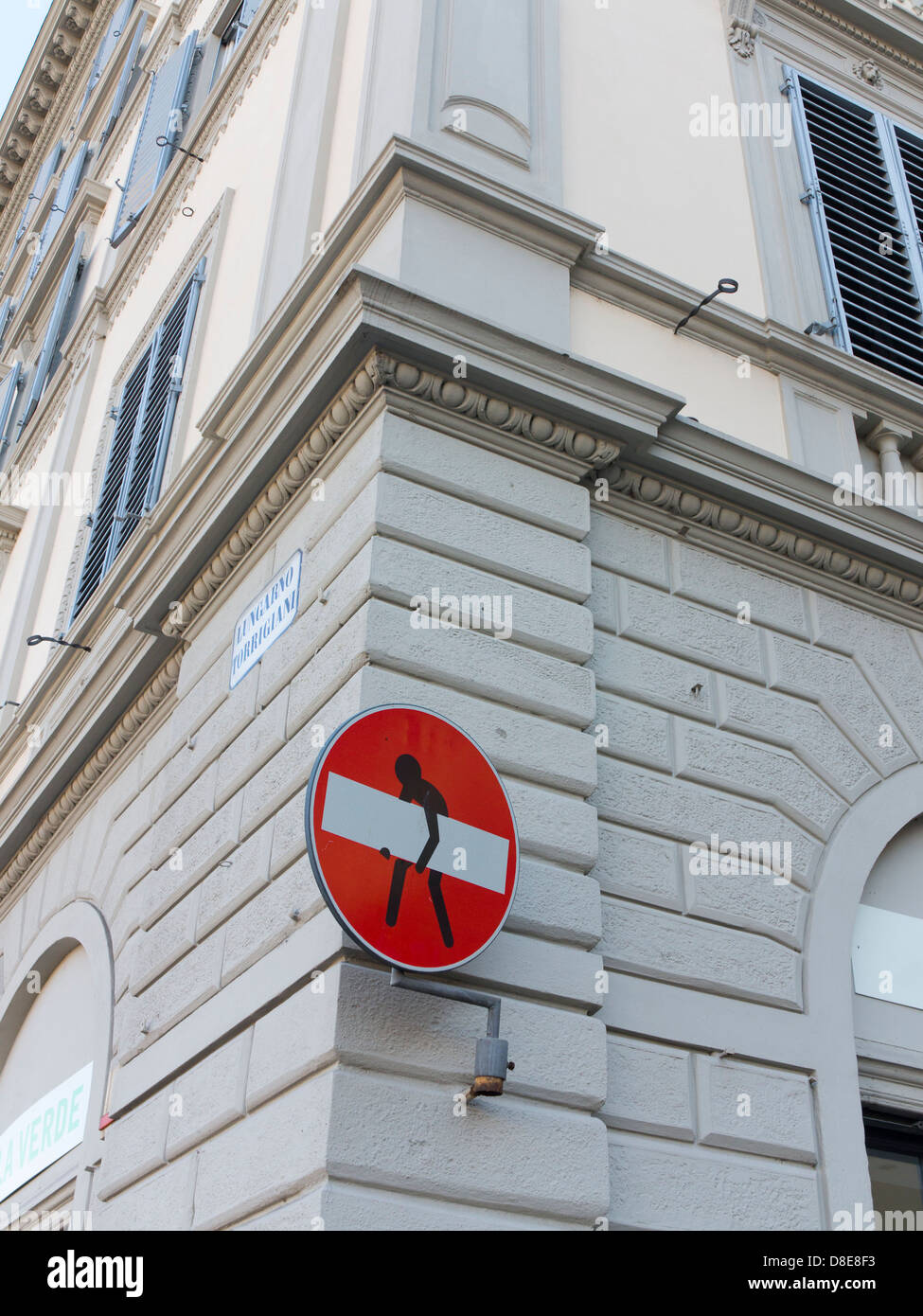 Painted traffic sign at house wall, Florence, Italy Stock Photo - Alamy