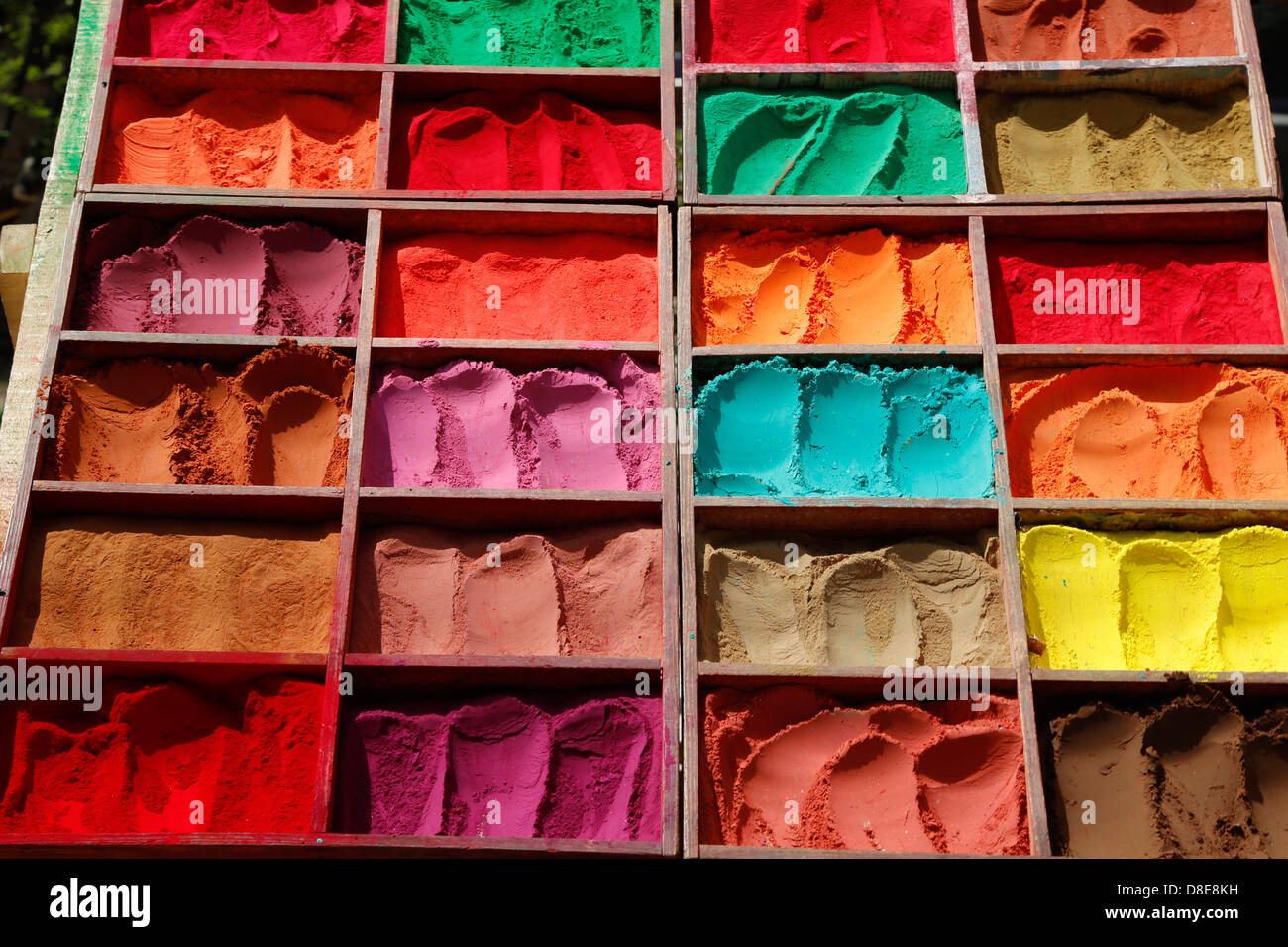 Powder paint hi-res stock photography and images - Alamy