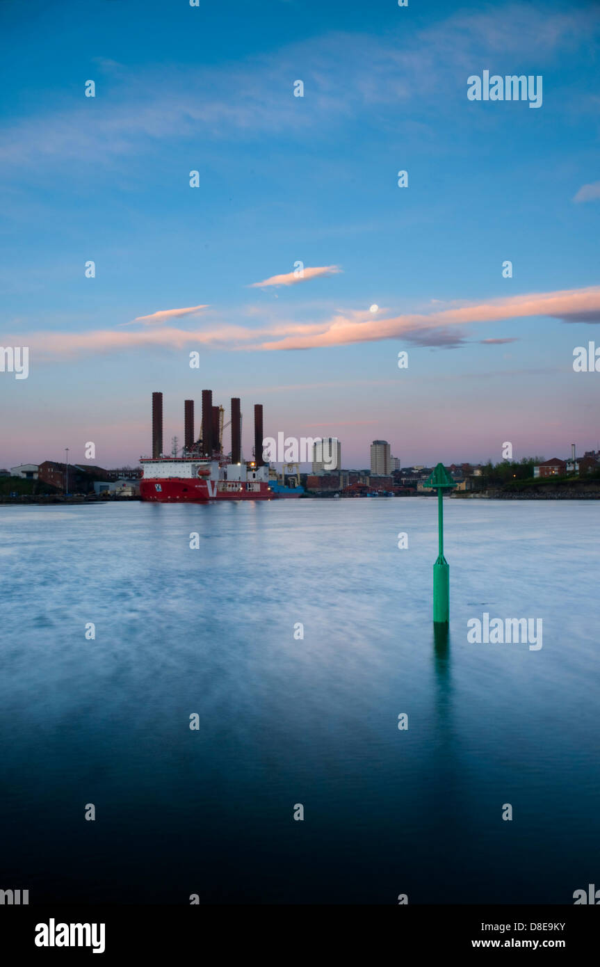 Mpi offshore hi-res stock photography and images - Alamy