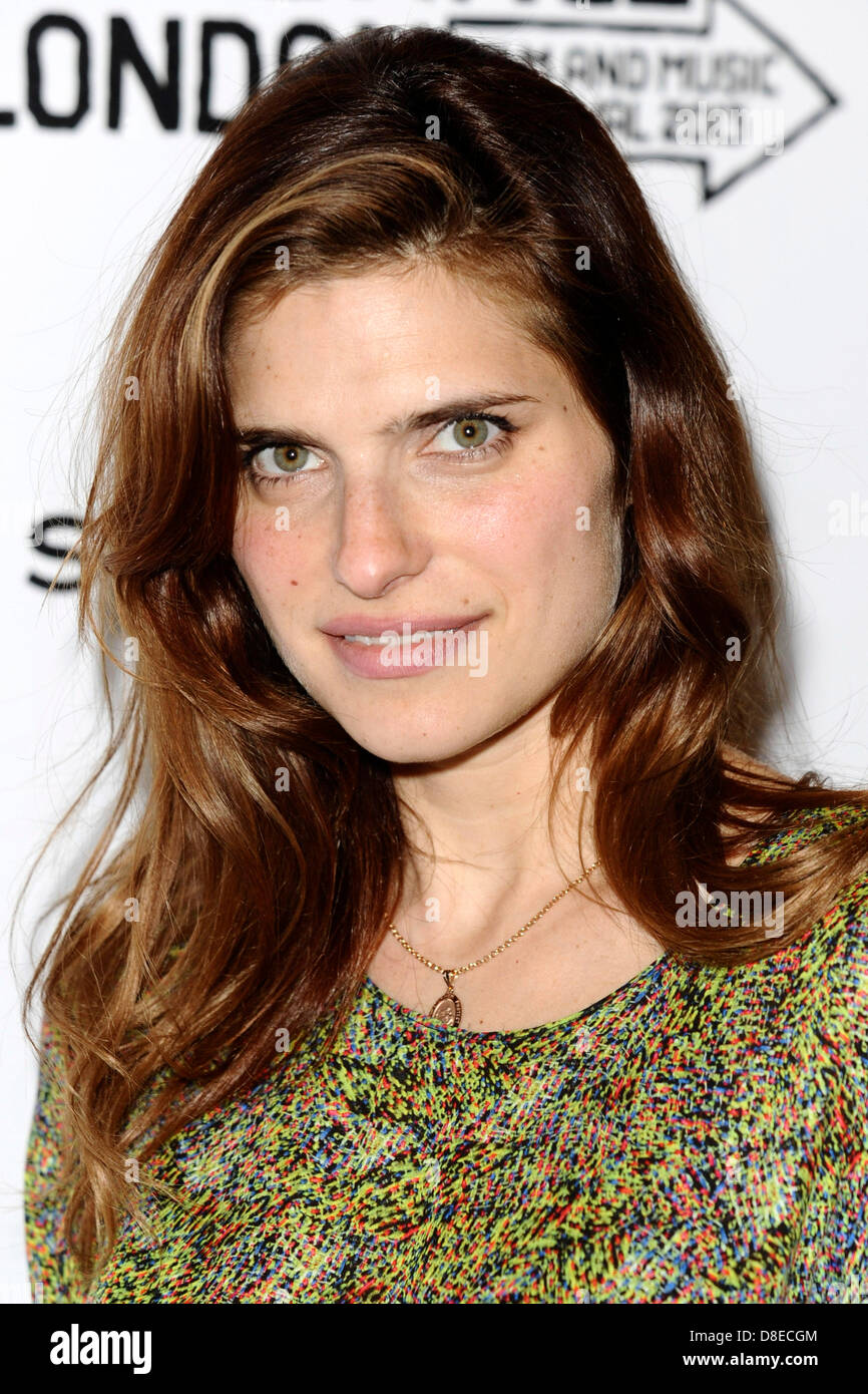 Gitarrist kunst hi-res stock photography and images - Alamy