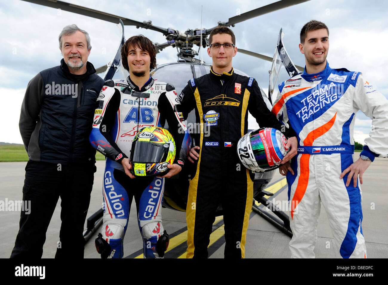 Helicoopter hi-res stock photography and images - Alamy