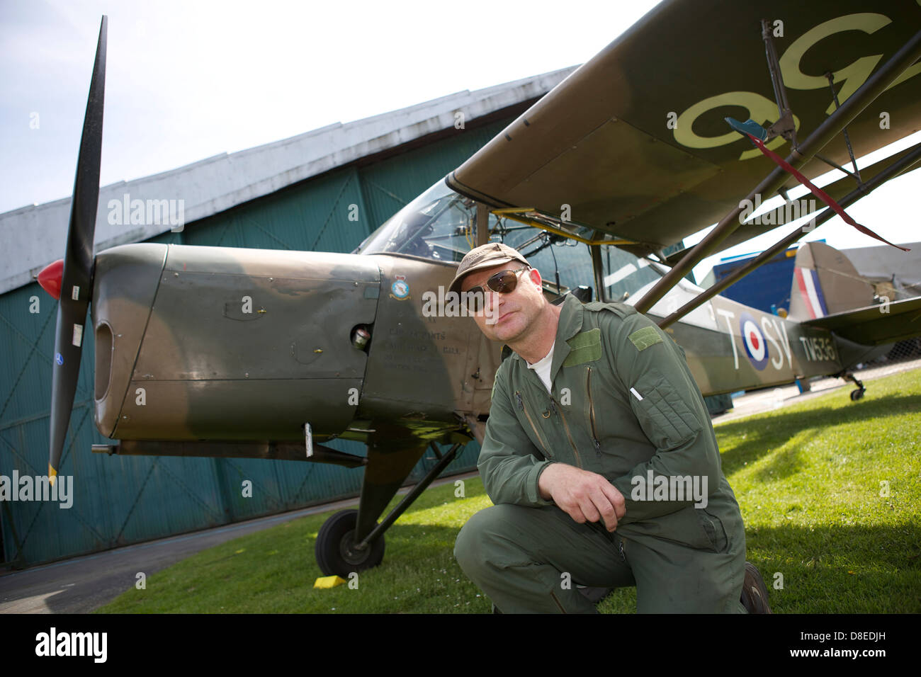 Auster AOP 6 TW536 and owner - World War 2 Aircraft Stock Photo - Alamy