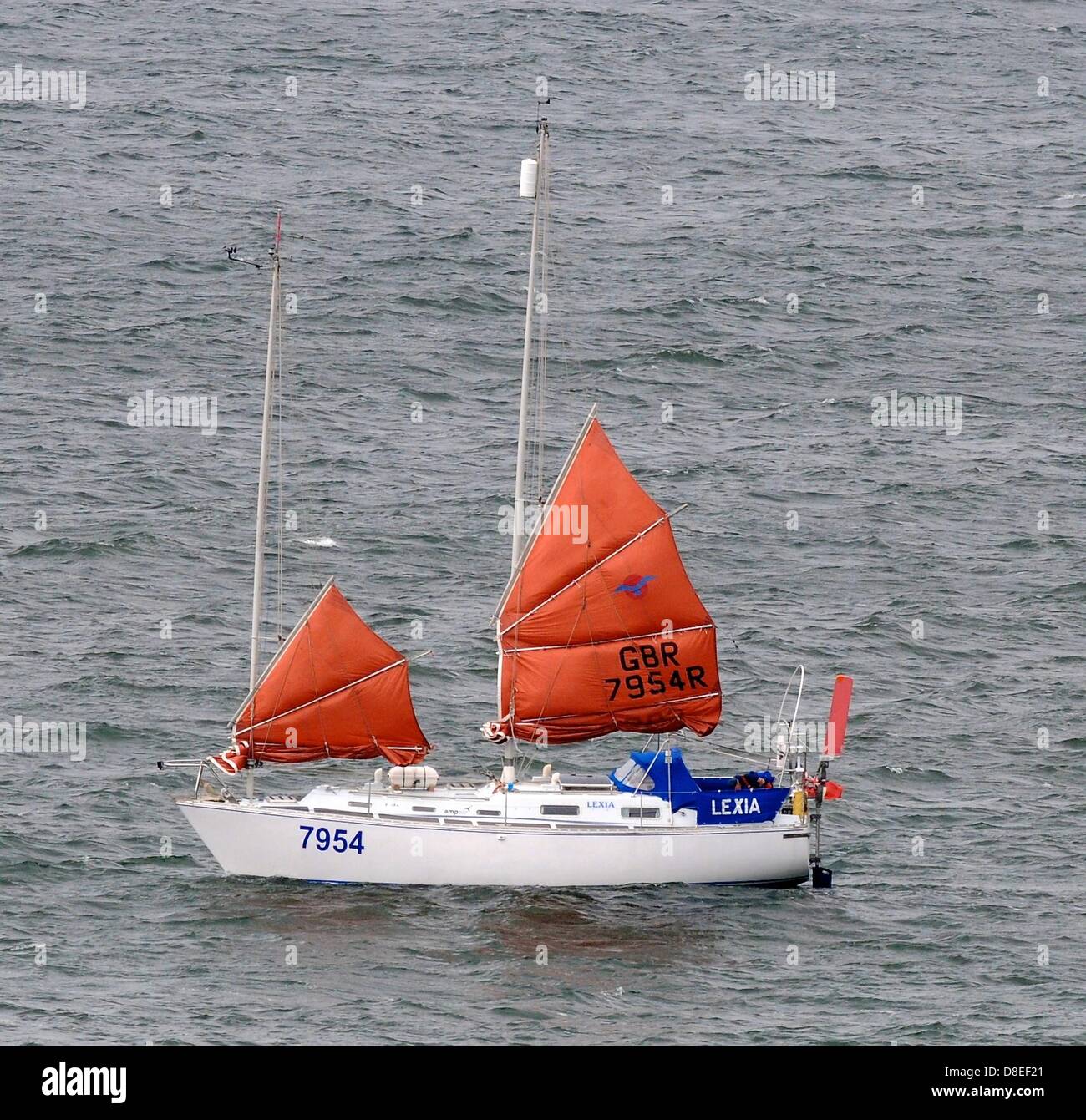 Junk rigged yacht hi-res stock photography and images - Alamy