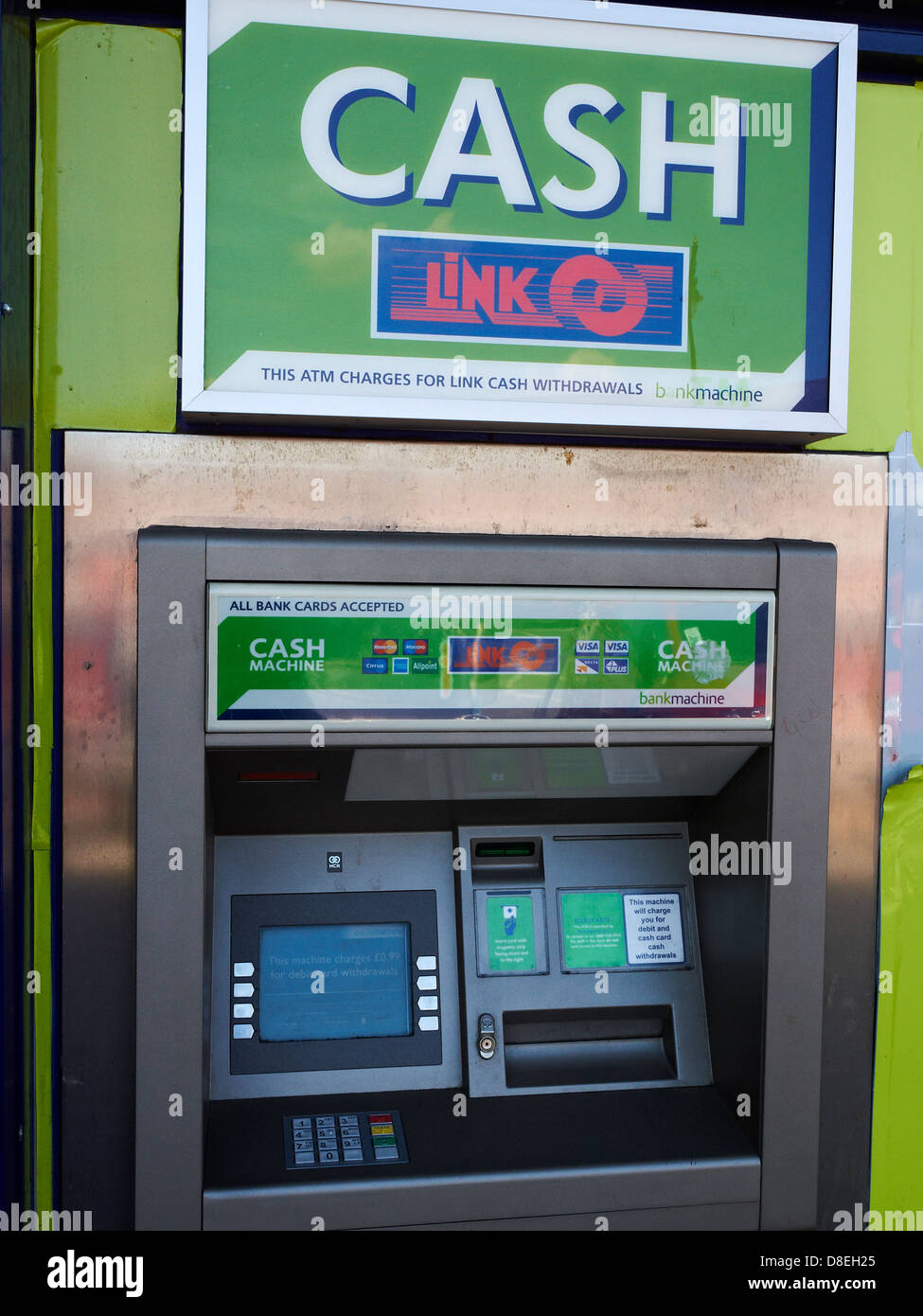 Link atm hi-res stock photography and images - Alamy
