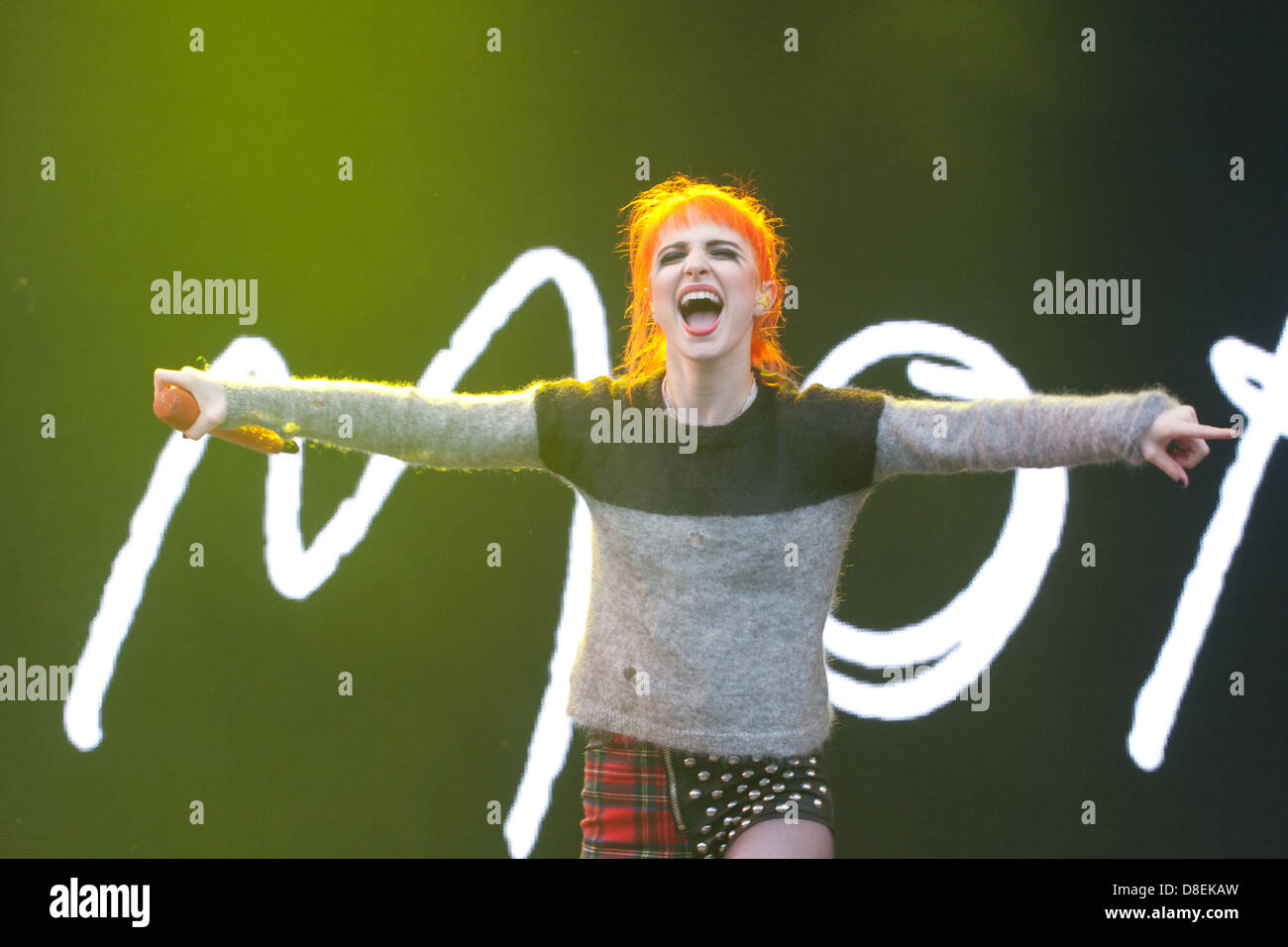 Hayley williams lead vocalist paramore hi-res stock photography and ...