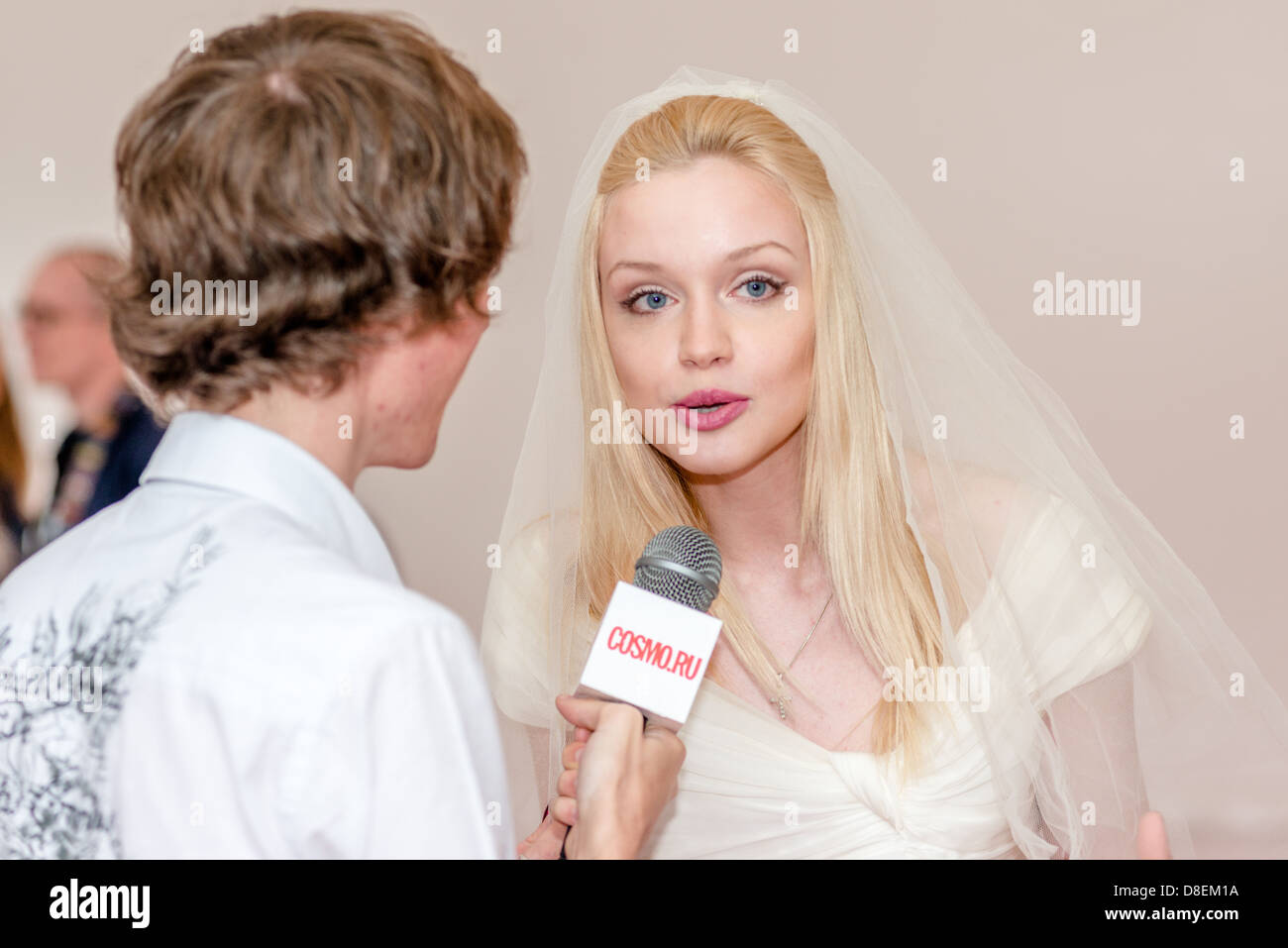 Russia brides hi-res stock photography and images - Alamy
