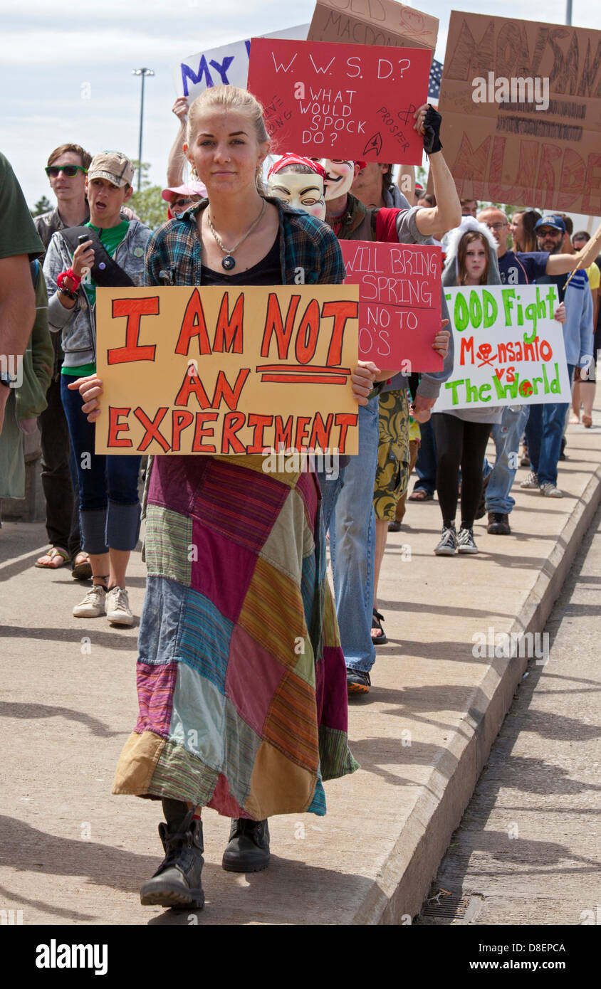 Gm food protest hi-res stock photography and images - Alamy