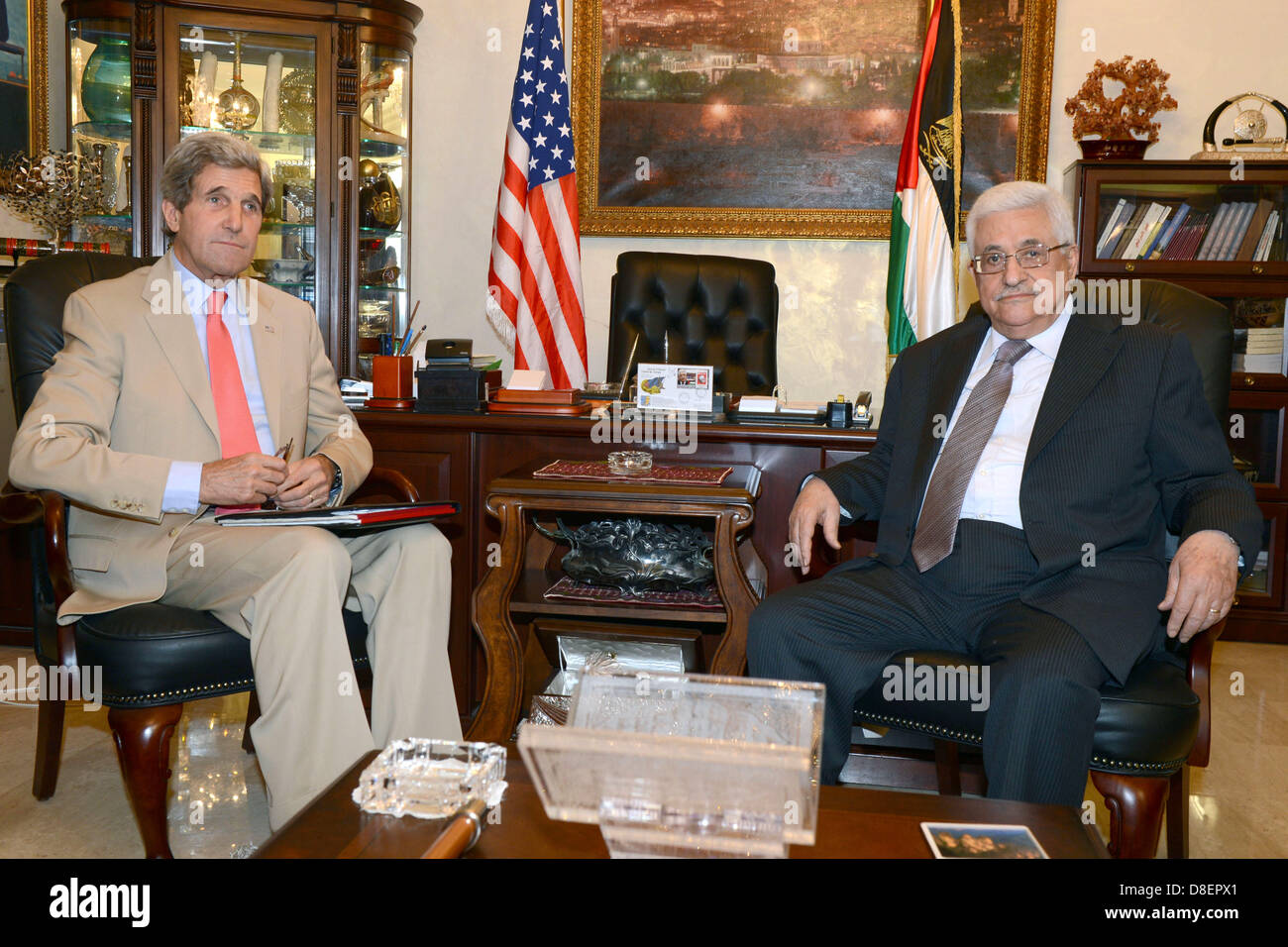 May 27, 2013 - Amman, Amman, Jordan - Palestinian President Mahmoud ...