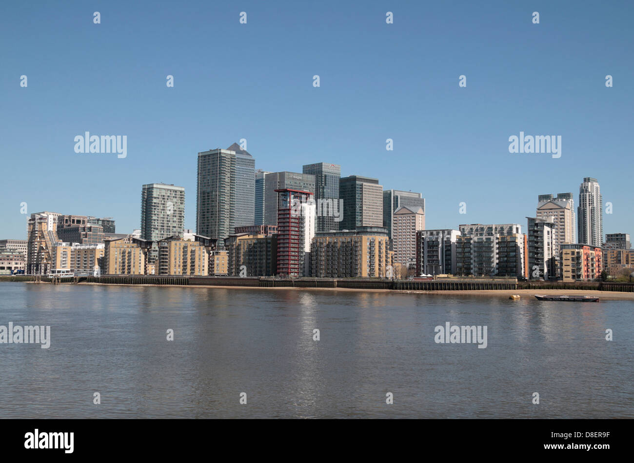 The wharf area hi-res stock photography and images - Alamy