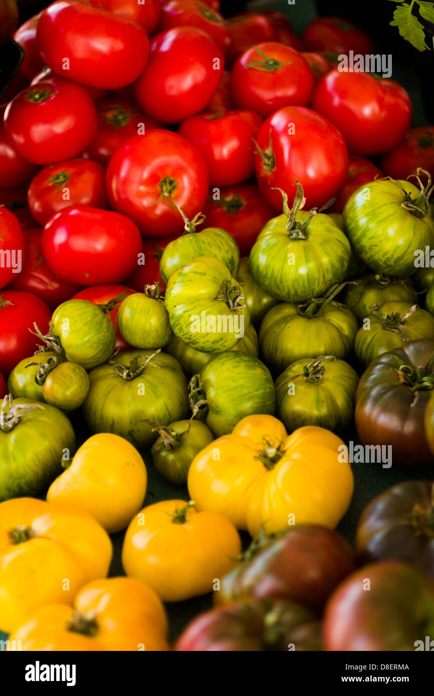 Fresh produce on sale at the local farmers market Stock Photo - Alamy