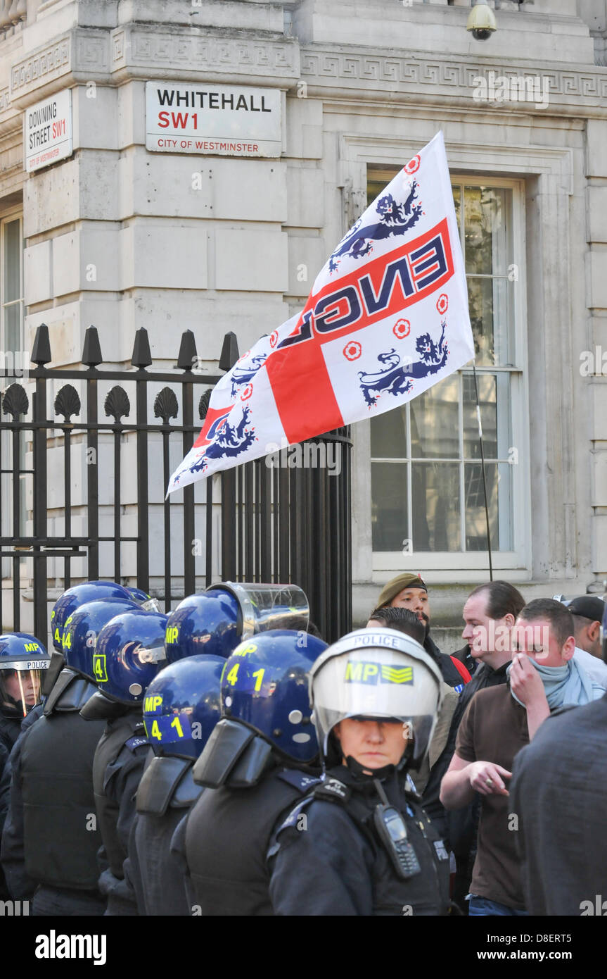 Whitehall, London, UK. 27th May 2013. The EDL are confronted by police ...