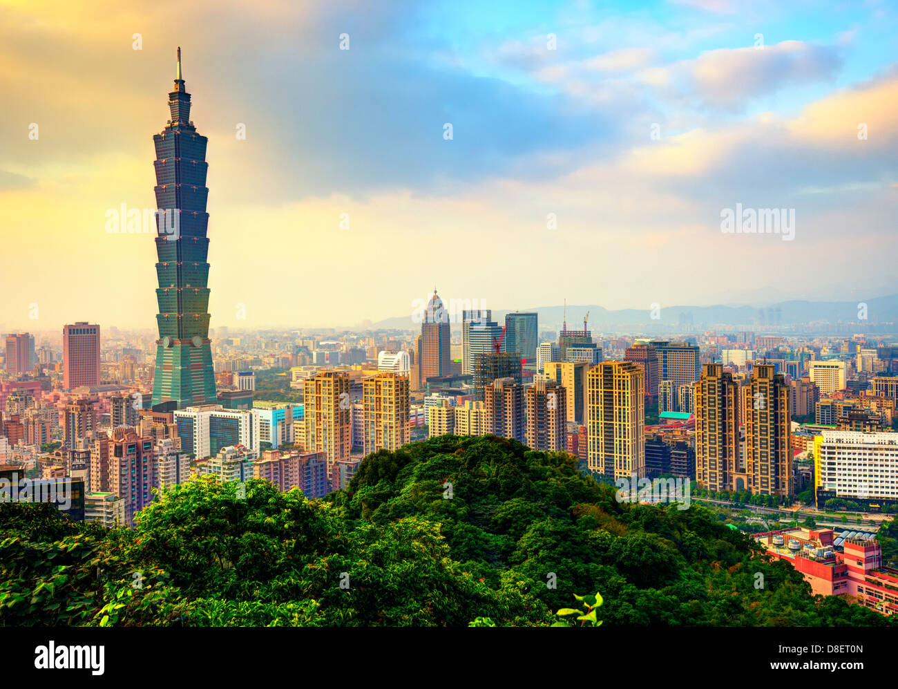 Taipei Taiwan skyline Stock Photo - Alamy