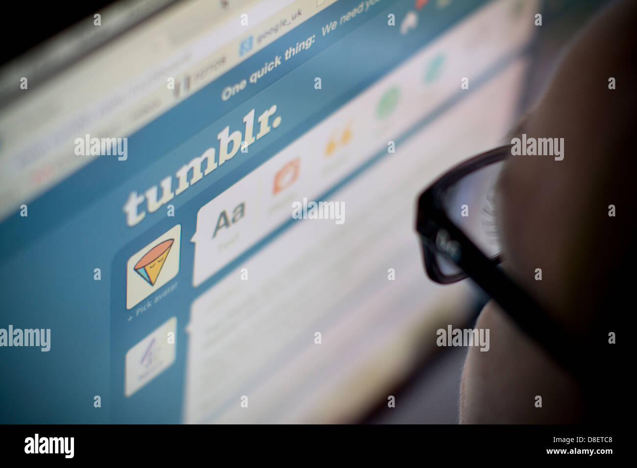 person looking at Tumblr website Stock Photo - Alamy