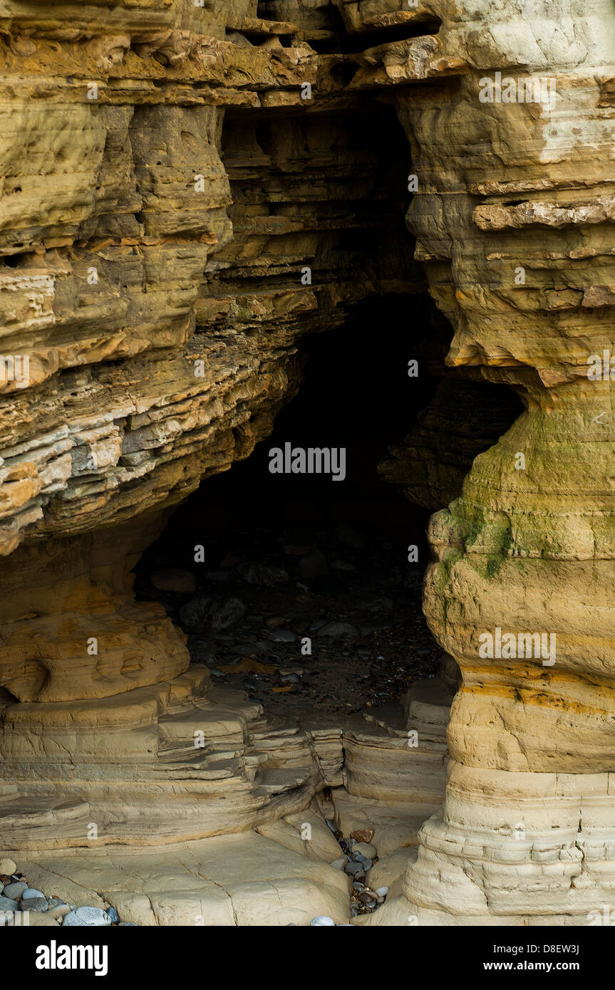 Sedimentary cave hi-res stock photography and images - Alamy