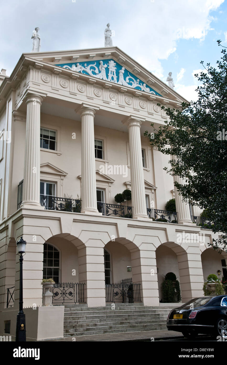 Terrace london hi-res stock photography and images - Alamy