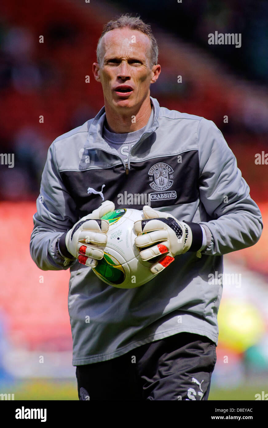 Hibernian Goalkeeping coach Scott Thomson during the Hibs v Celtic ...