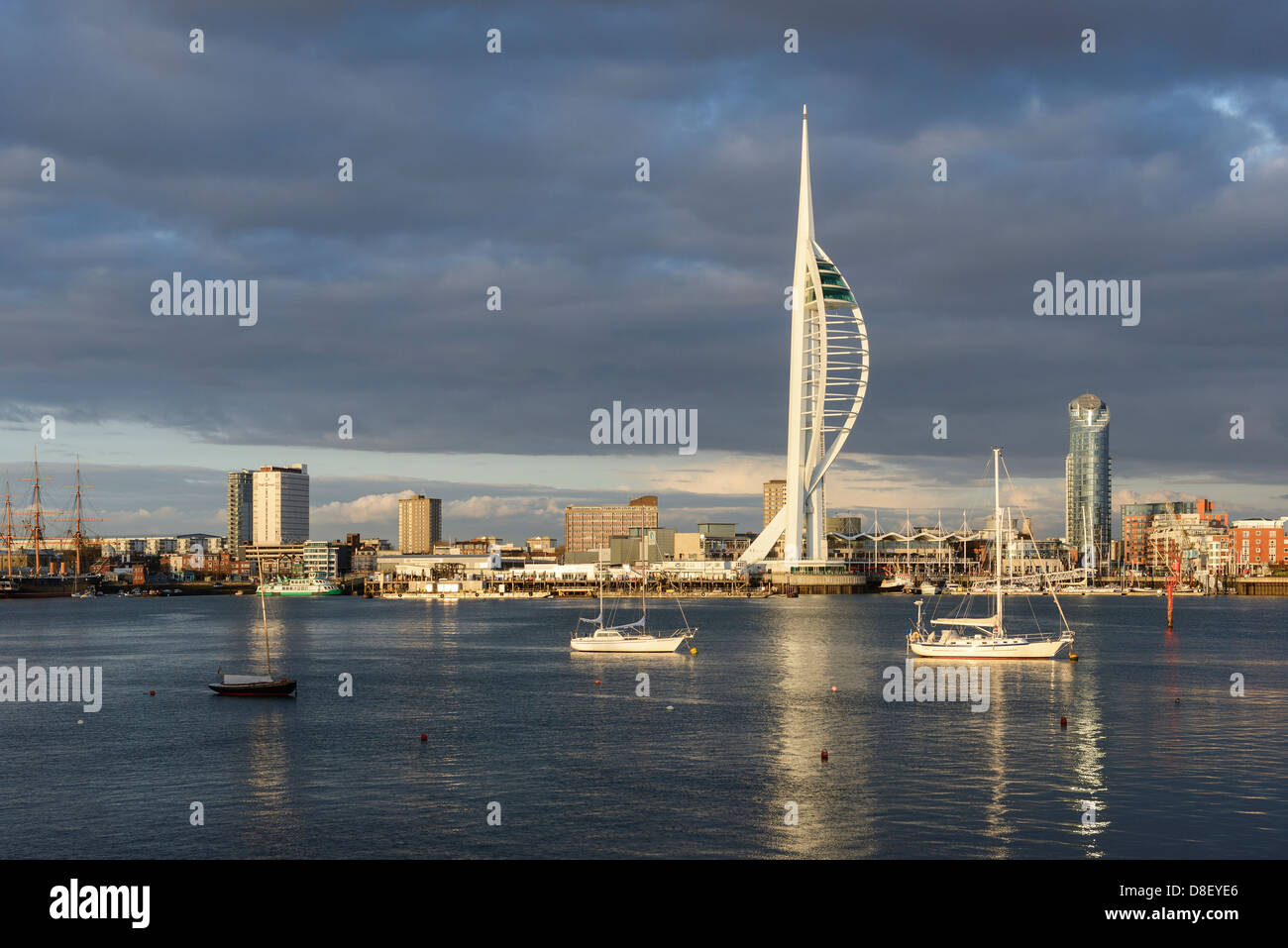 Spinnaker Tower and the skyline of Portsmouth harbour Stock Photo - Alamy