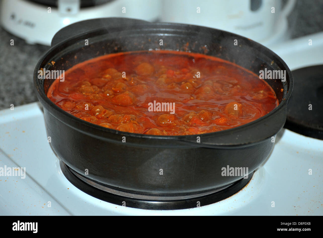 Pot of stew hi-res stock photography and images - Alamy