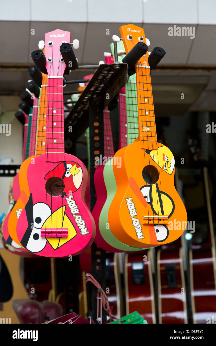 Cambodian instruments hi-res stock photography and images - Alamy