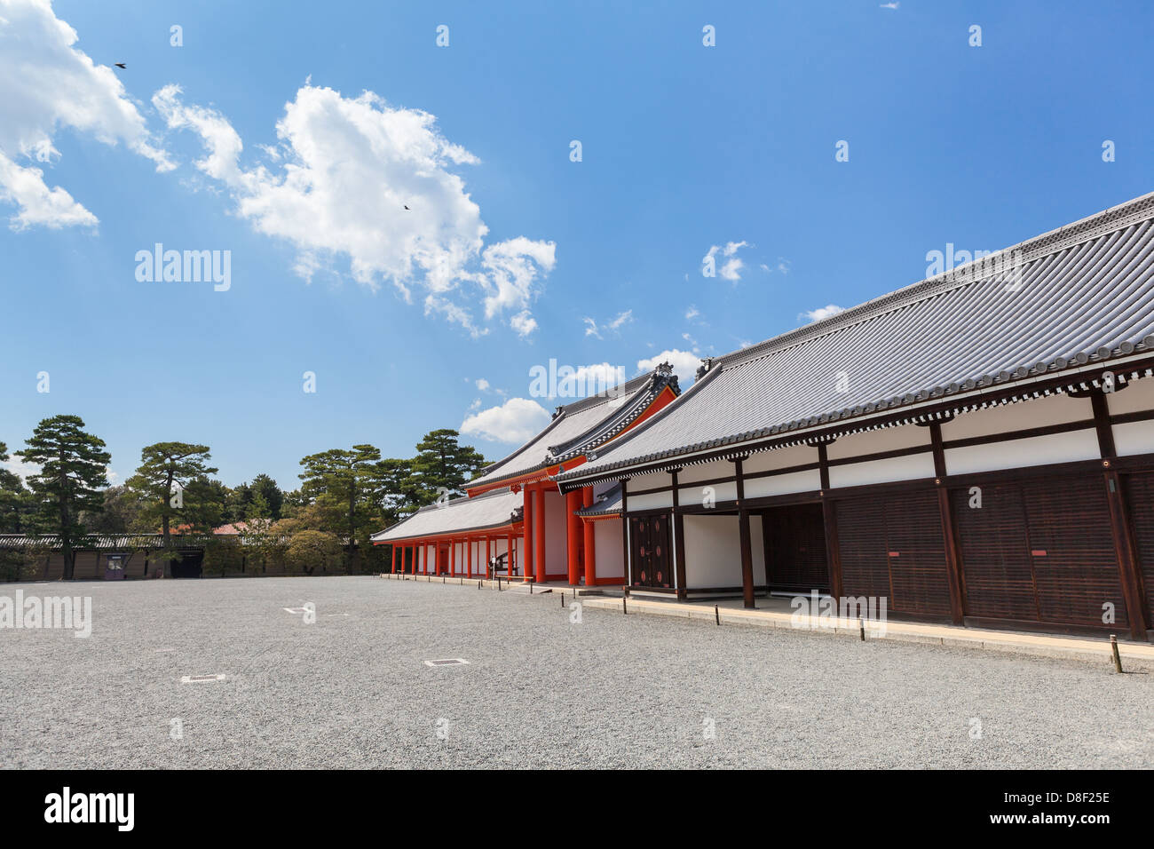 Out view of Nikka-mon-gate of main ceremonial hall Shishinden in Kyoto ...