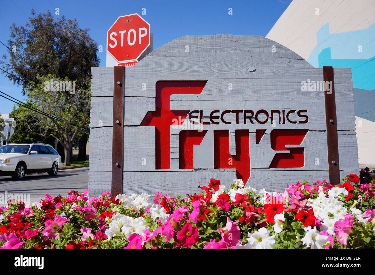 Frys electronics hi-res stock photography and images - Alamy