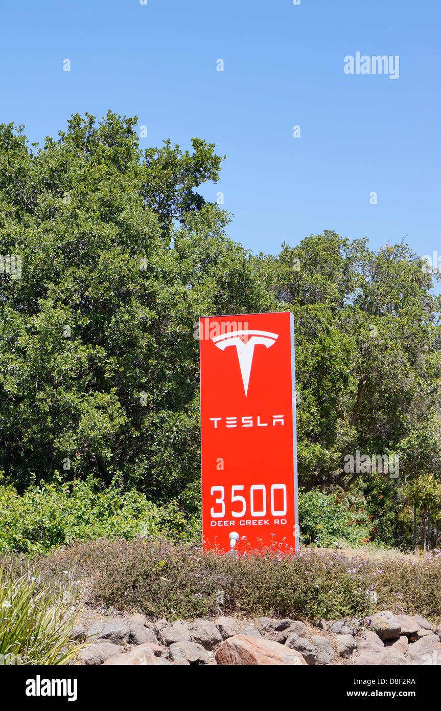 Tesla Motors Sign Stock Photo - Alamy