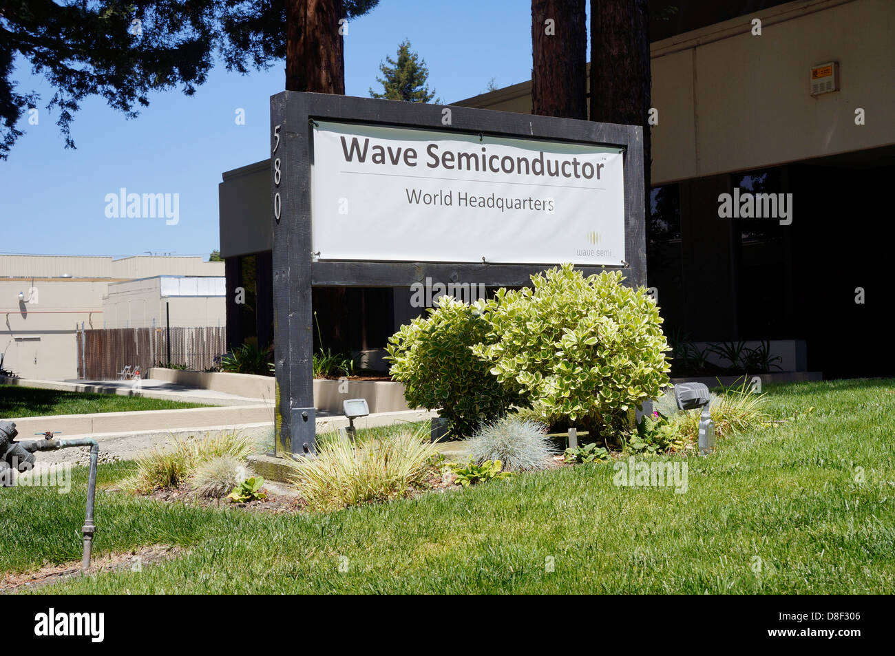 Wave Semiconductor World Headquarters Sign Stock Photo - Alamy