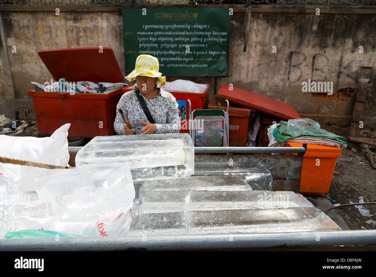 Woman selling Ice in the Streets of Phnom Penh, Cambodia Stock Photo ...