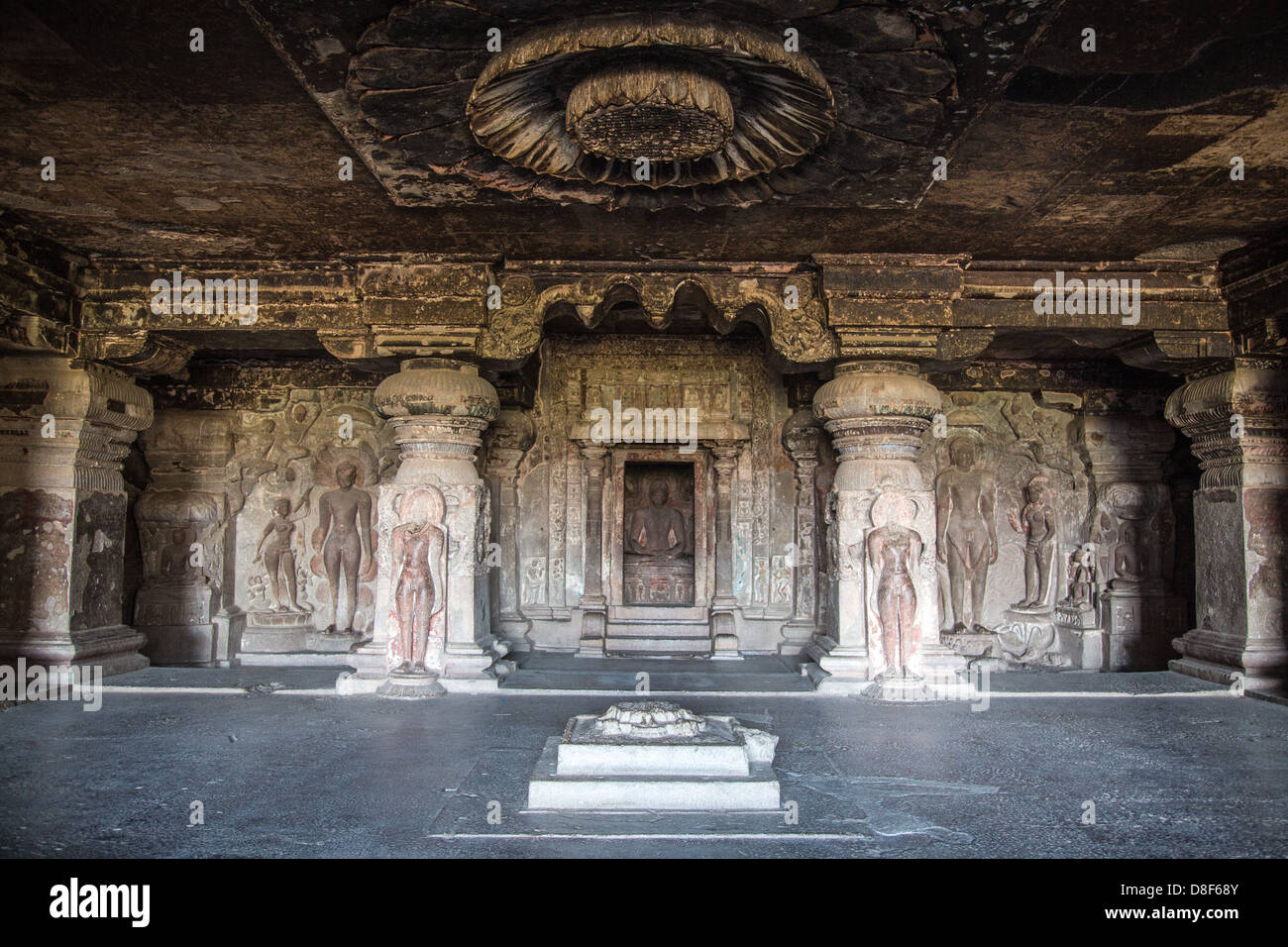 Cave 34, Ellora Buddhist Caves, India Stock Photo - Alamy