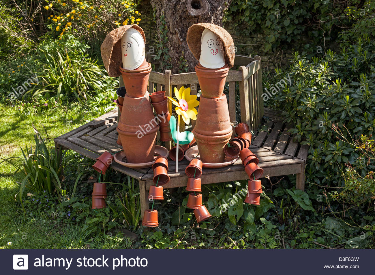 Bill And Ben The Flowerpot Men Stock Photos & Bill And Ben The ...
