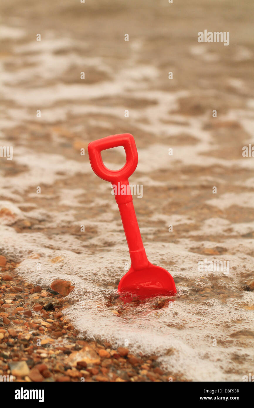 Spade beach not bucket hi-res stock photography and images - Alamy