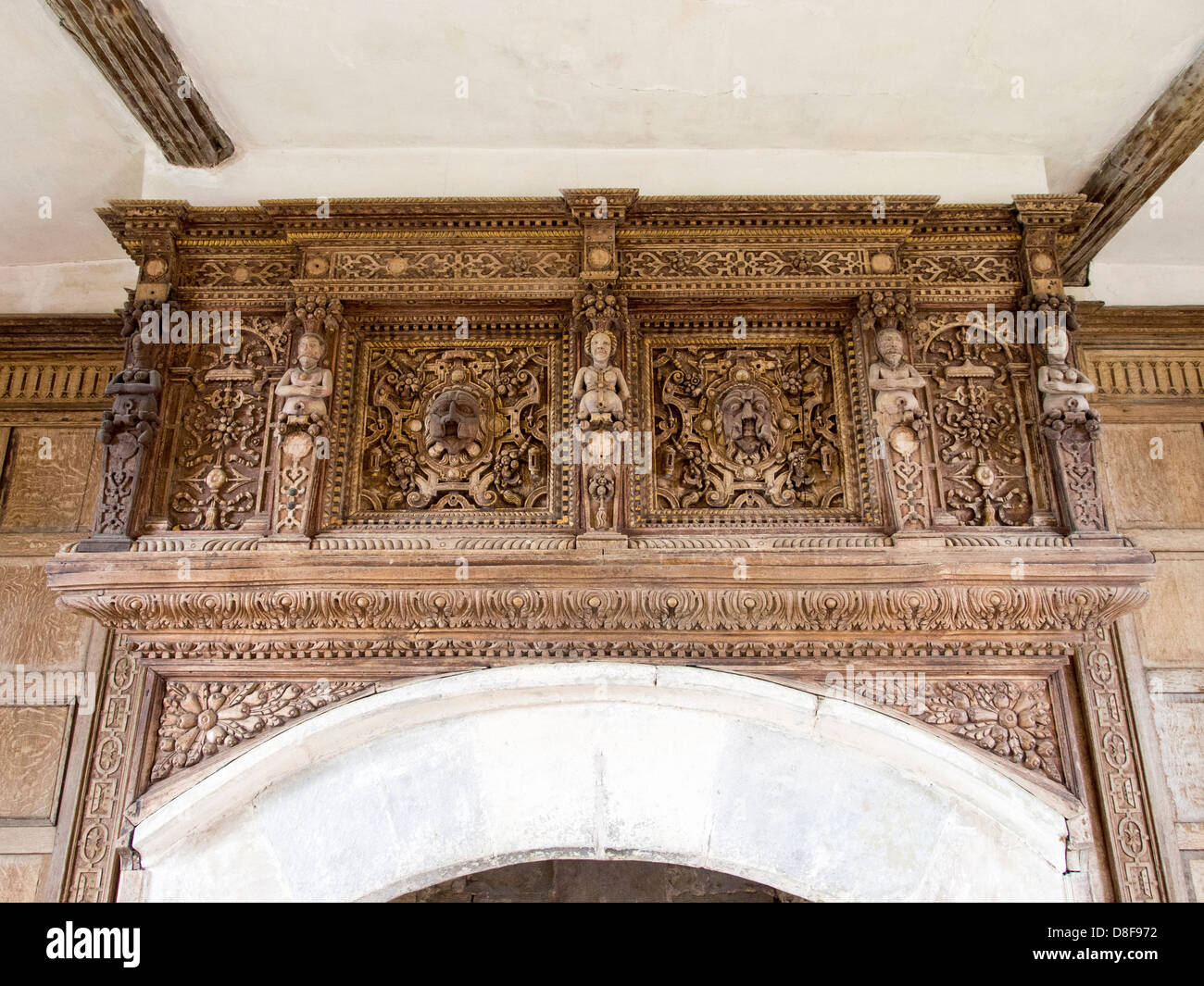 Intricate wood carving hi-res stock photography and images - Alamy