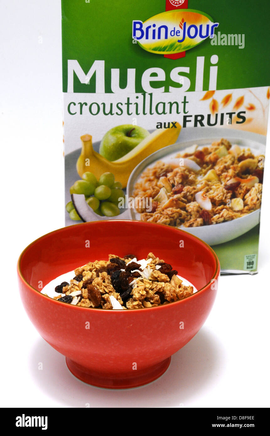 Cereal box bowl hi-res stock photography and images - Alamy