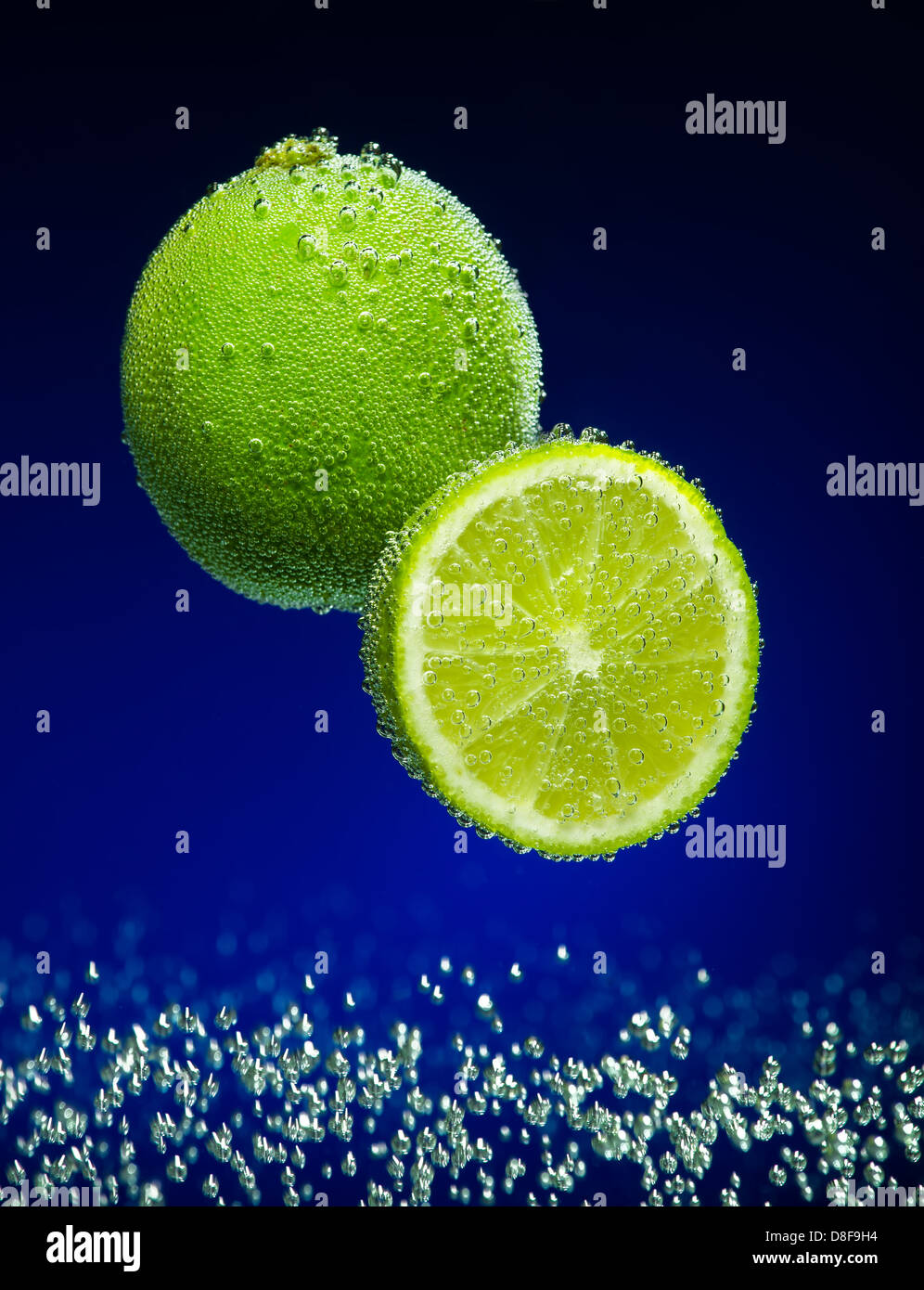 Beautiful lime close-up photo with carbon dioxide bubbles Stock Photo ...
