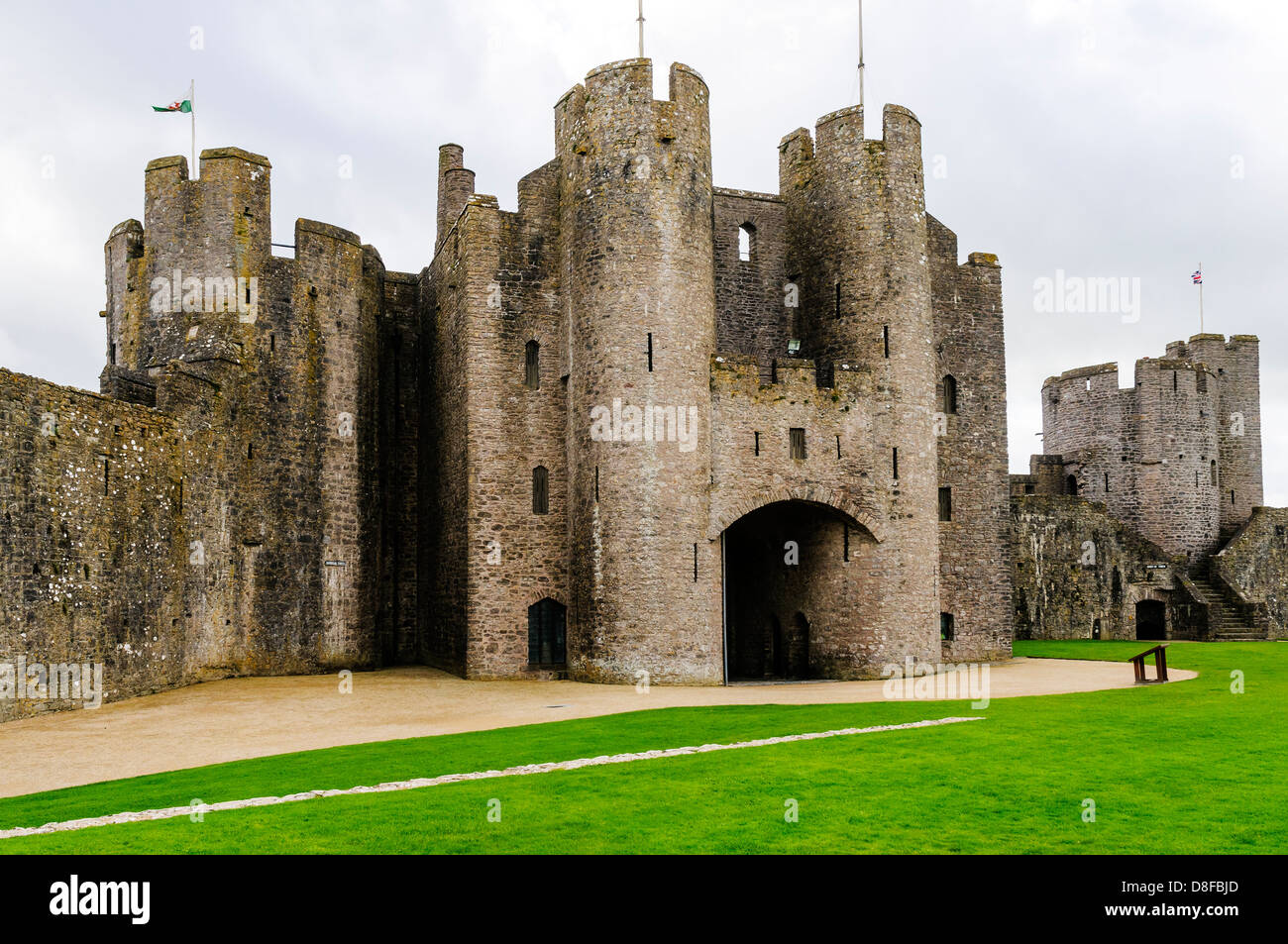 The well fortified main gate and barbican tower with Henry VII tower on ...