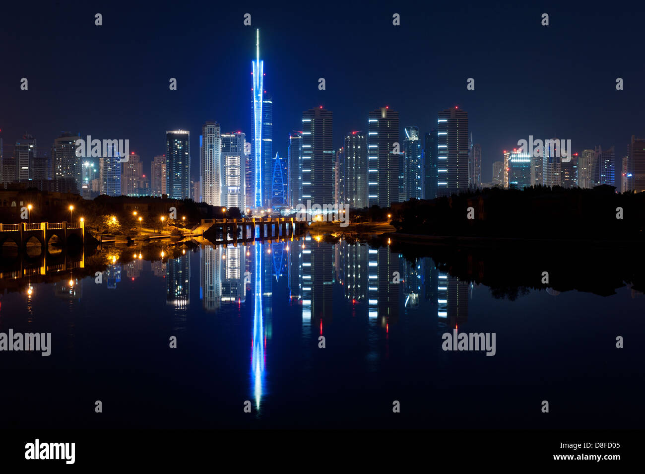 Jumeirah lake towers hi-res stock photography and images - Alamy