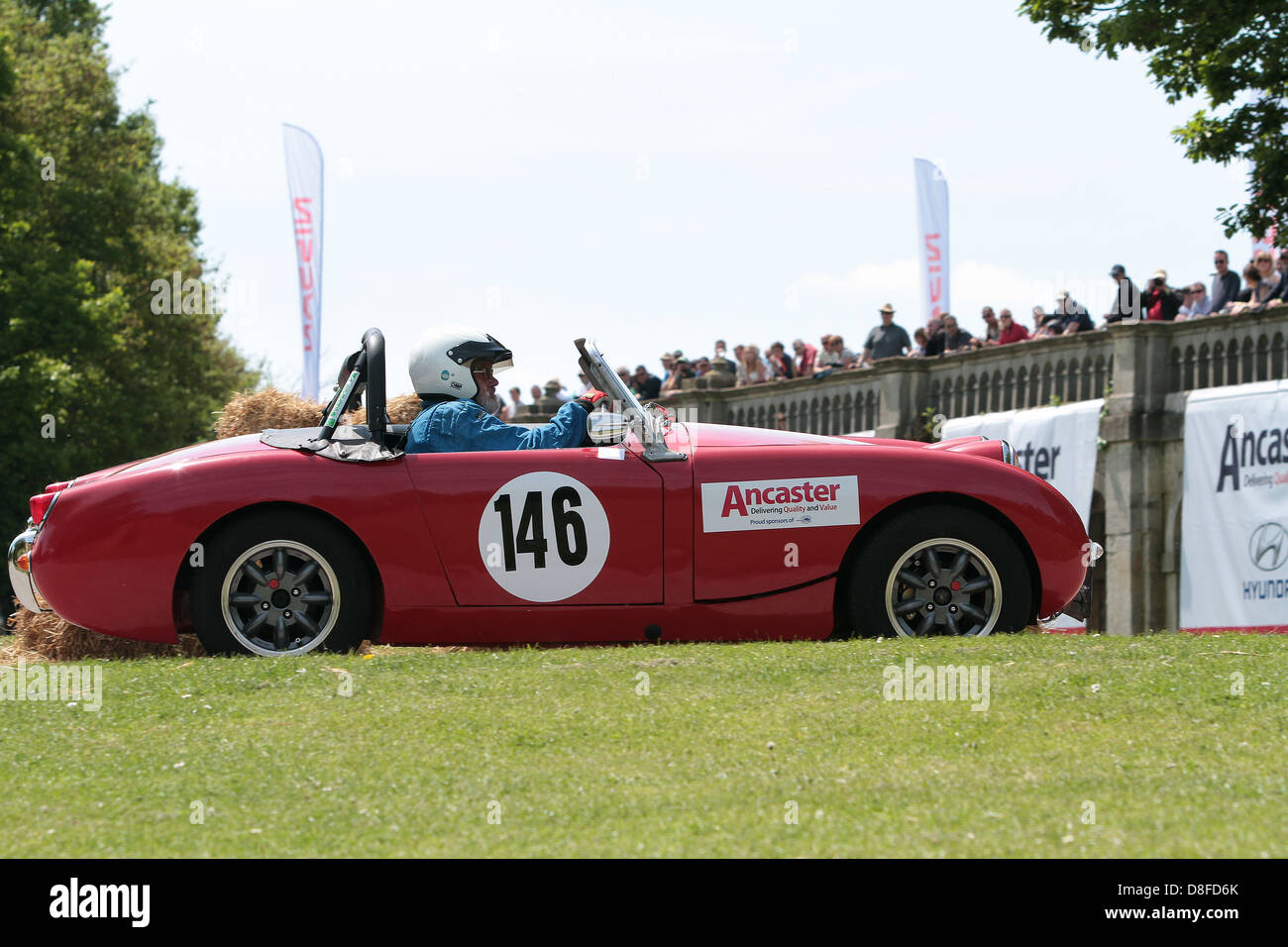 Austin healey sprite car racing hi-res stock photography and images - Alamy