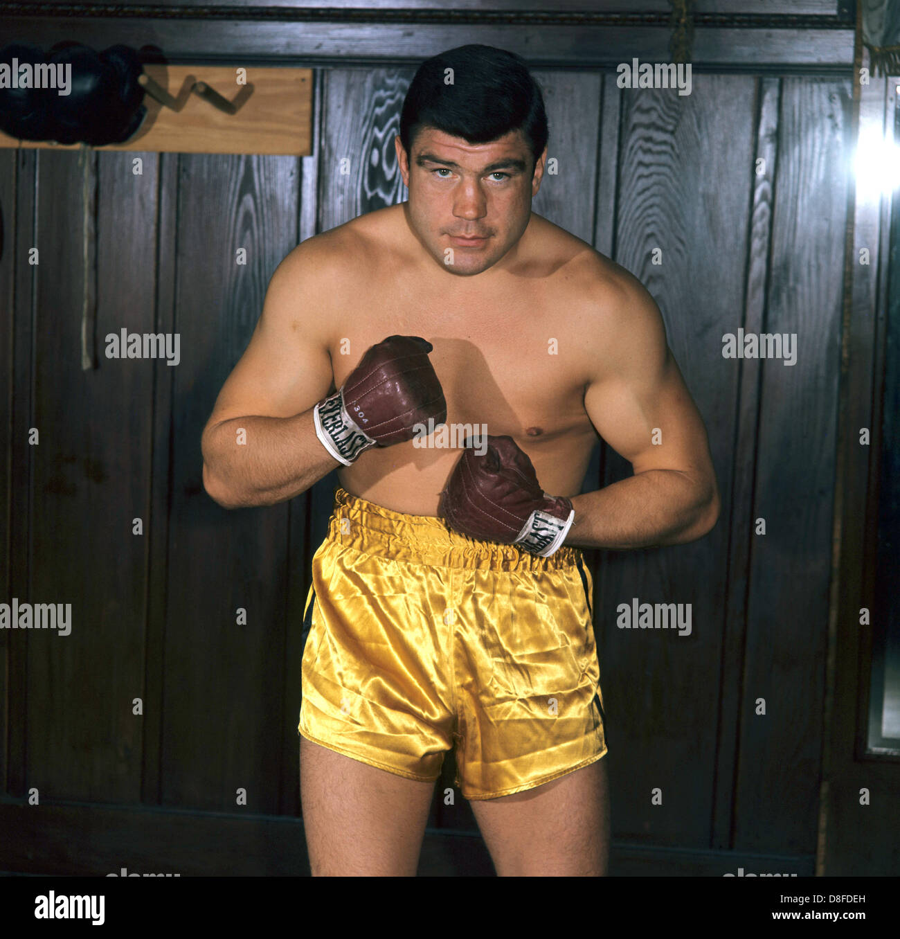 Archive picture of heavy-weight boxer Karl Mildenberger in September ...