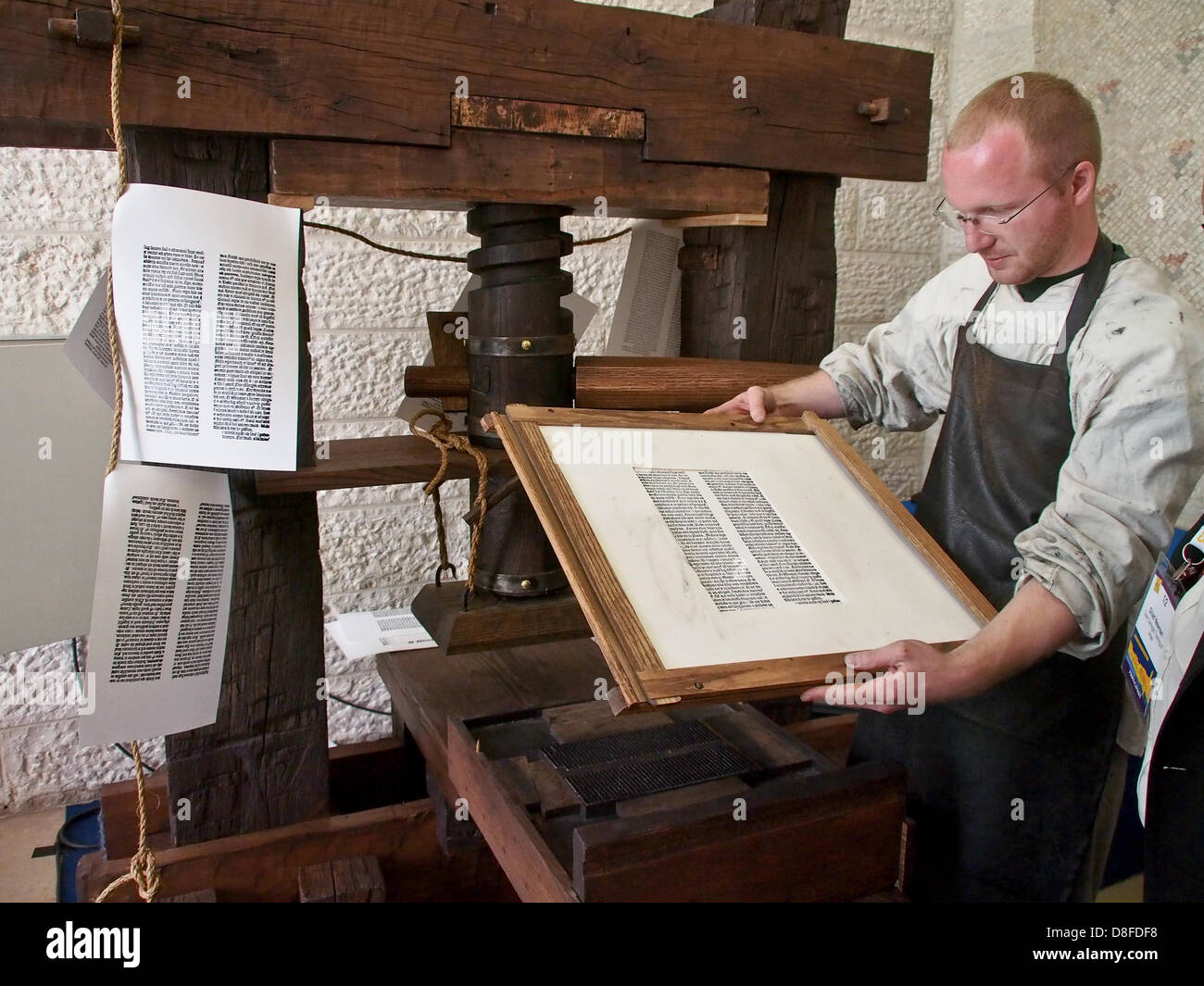 Vintage print press display and demonstration at the Second Jerusalem ...