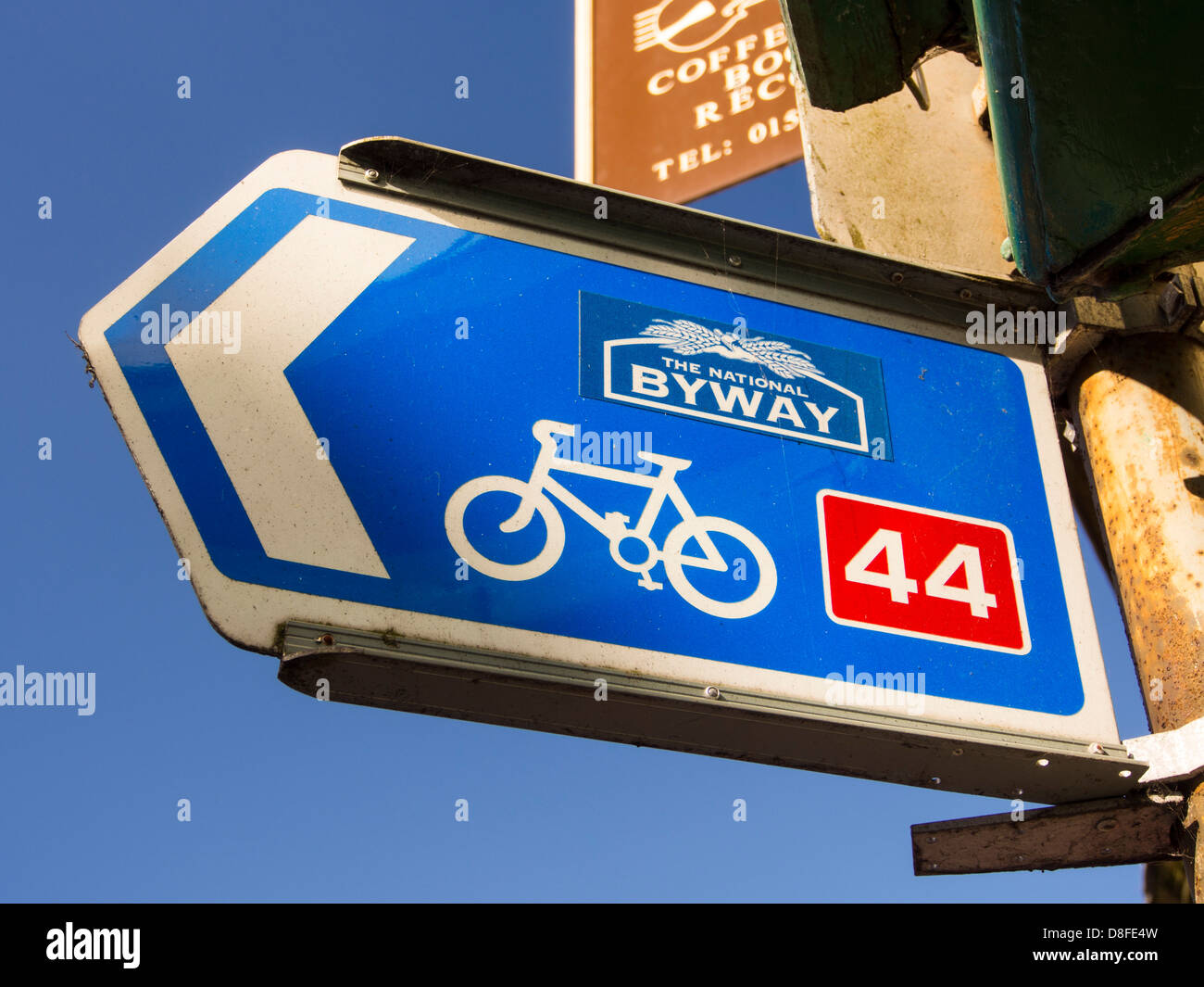 A cycling route sign in Bishops Castle, Shropshire, UK Stock Photo - Alamy
