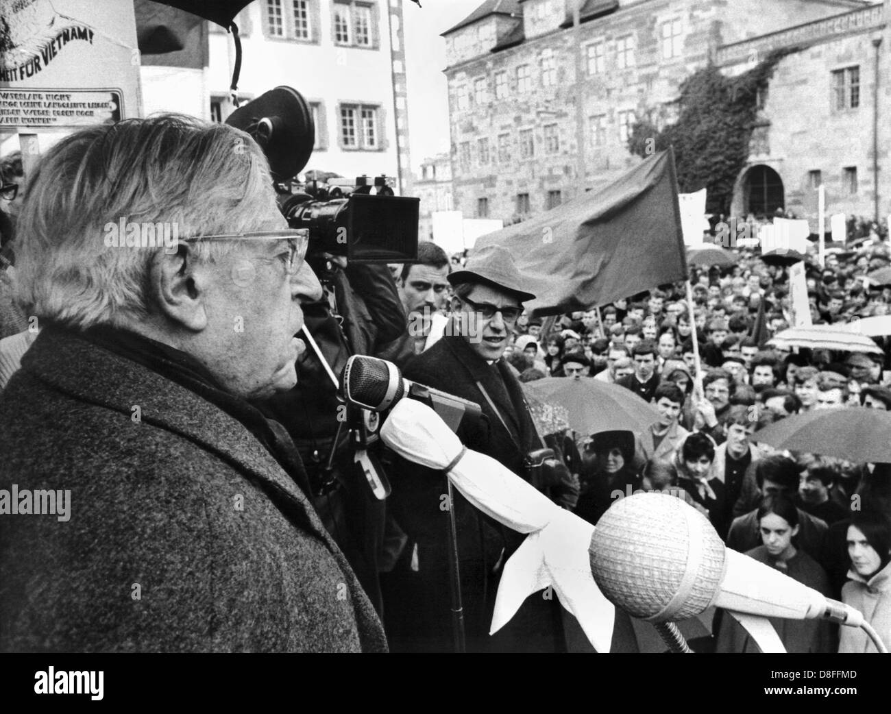 Ernst bloch philosopher hi-res stock photography and images - Alamy