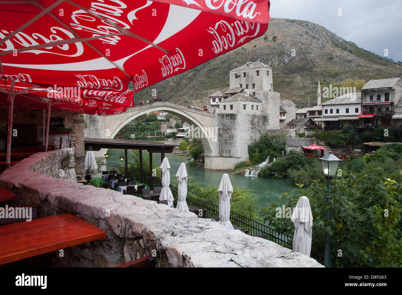 The recently rebuilt Old Bridge in Mostar, Bosnia Stock Photo - Alamy