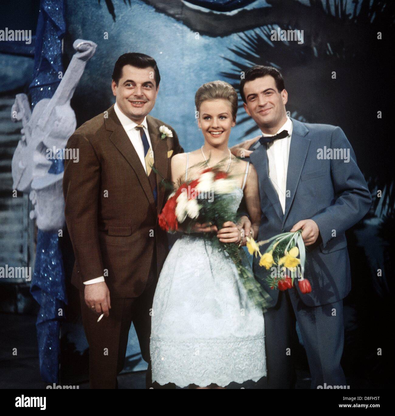 The interpreters of the first three winning folks songs at the ...